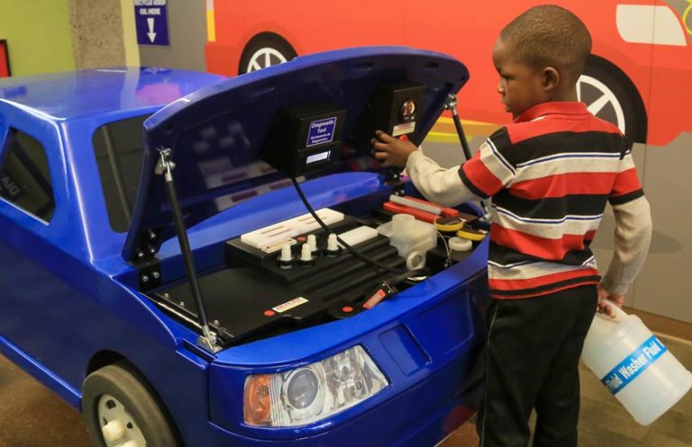 Super_Service_Center_Exhibit-850x550 | The Discovery